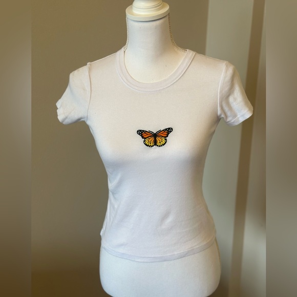 Brandy Melville | Tops | Monarch Butterfly Brandy Melville Baby Tee ...